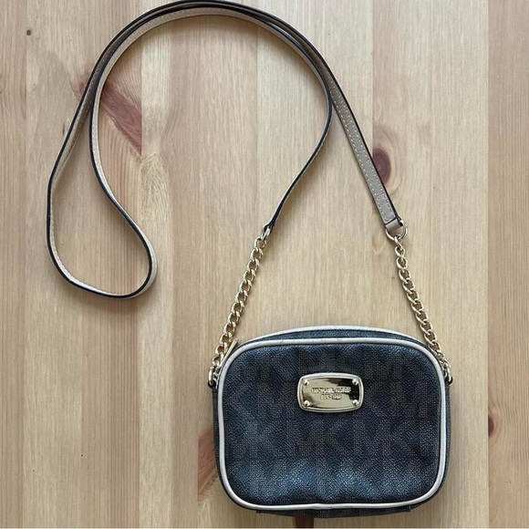 Michael Kors | Bags | Michael Kors Jet Set Crossbody Mini With Brown ...